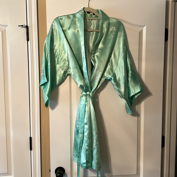 Intimates & Sleepwear | Stunning Mint Green 10 Rayon Bathrobe | Poshmark